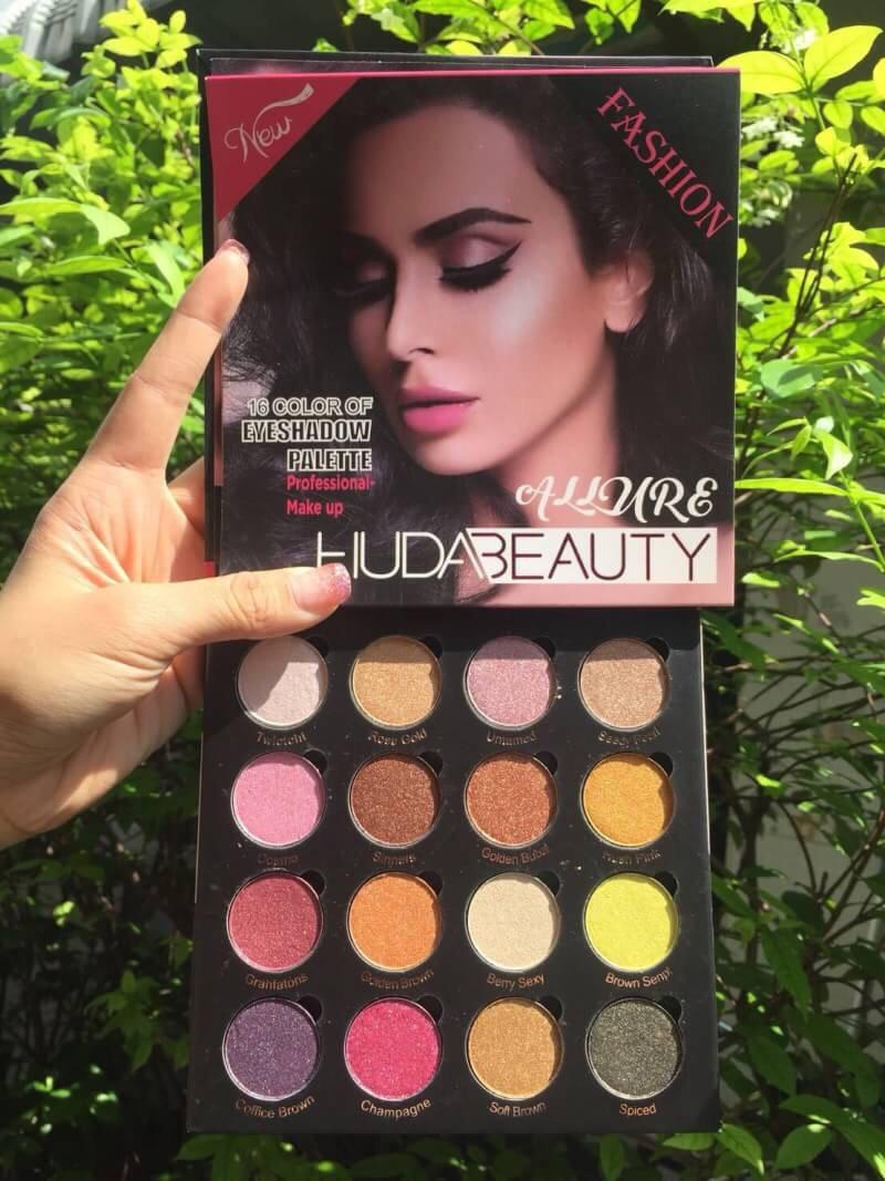 Huda Beauty Textured Shadows Palette - zara beauty - ThaiPick