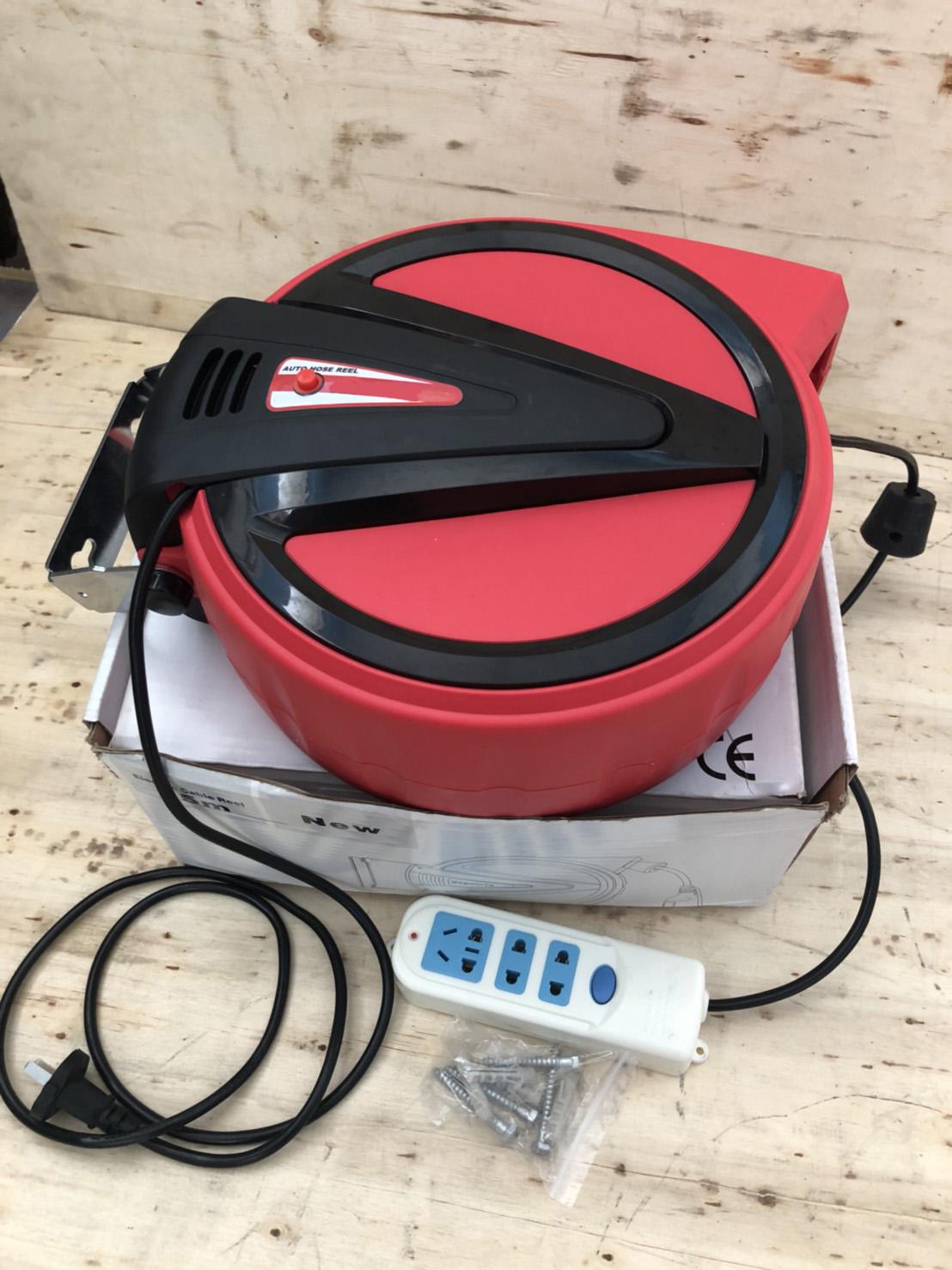 ตลับโรลม้วนเก็บสายไฟ แบบอัตโนมัติ 1.5 Sq.mm. 20 เมตร Electric Cable ...