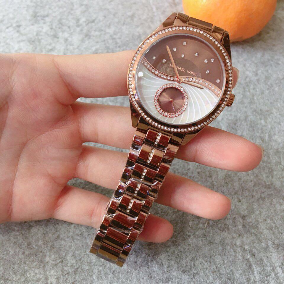 นาฬิกาผู้หญิง Michael Kors Rose Gold Lauryn Sable Three-Hand Ladies ...