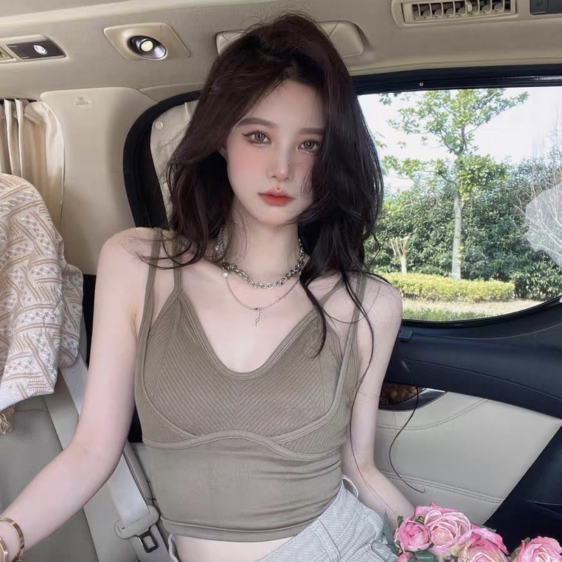 Bentoy(bratop1827)เสื้อสายเดี่ยวครอป ดีเทลแต่งแบบสองชี้น หน้าวี มีฟองน้ำ - Smallgirl LZA - ThaiPick