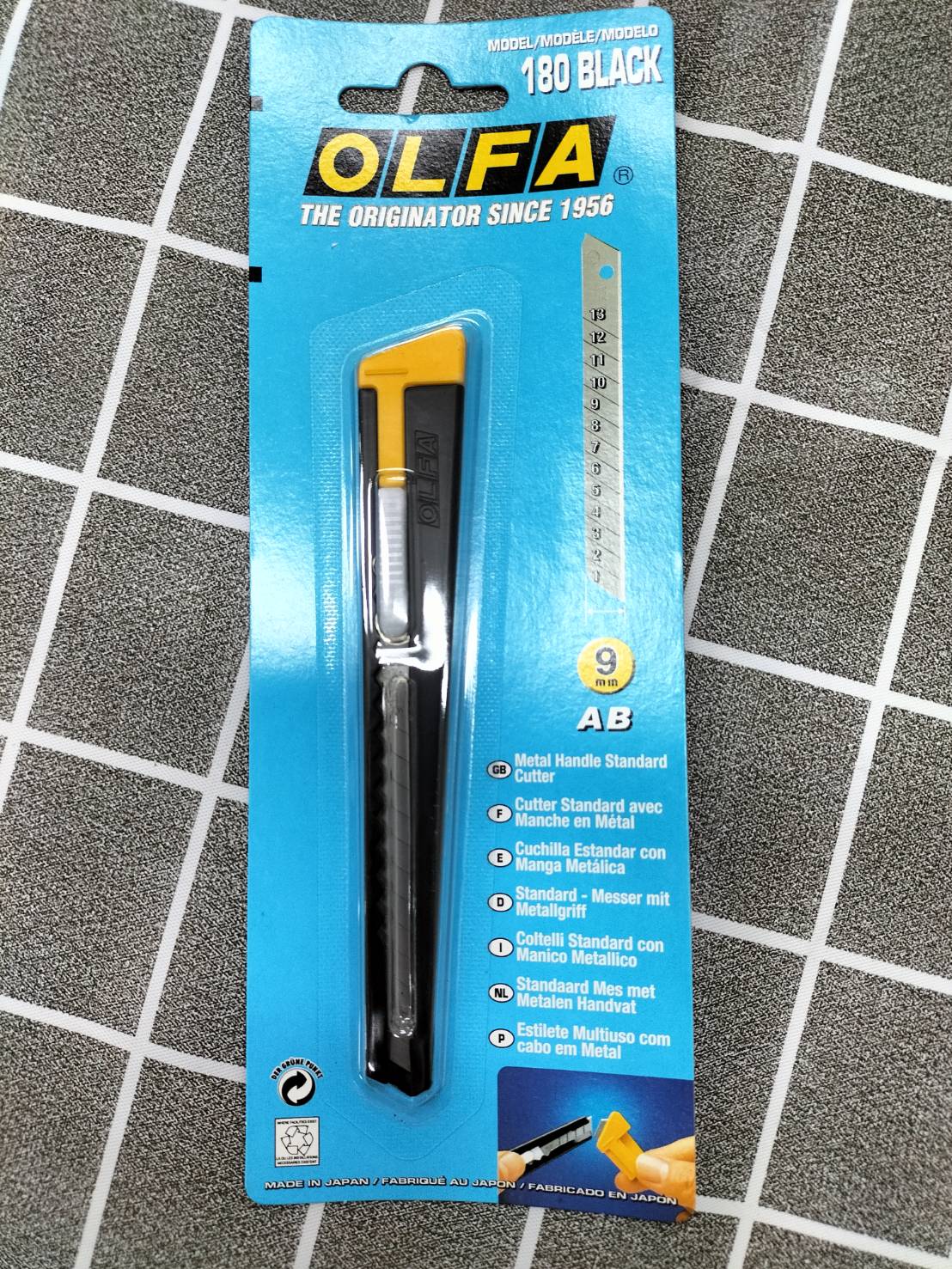 OLFA มีดคัตเตอร์ ขนาด 9 มม. และ 18มม. ด้ามโลหะ/ด้ามพลาสติก ขนาดเล็ก คล่องมือ งานตัดที่มี ...