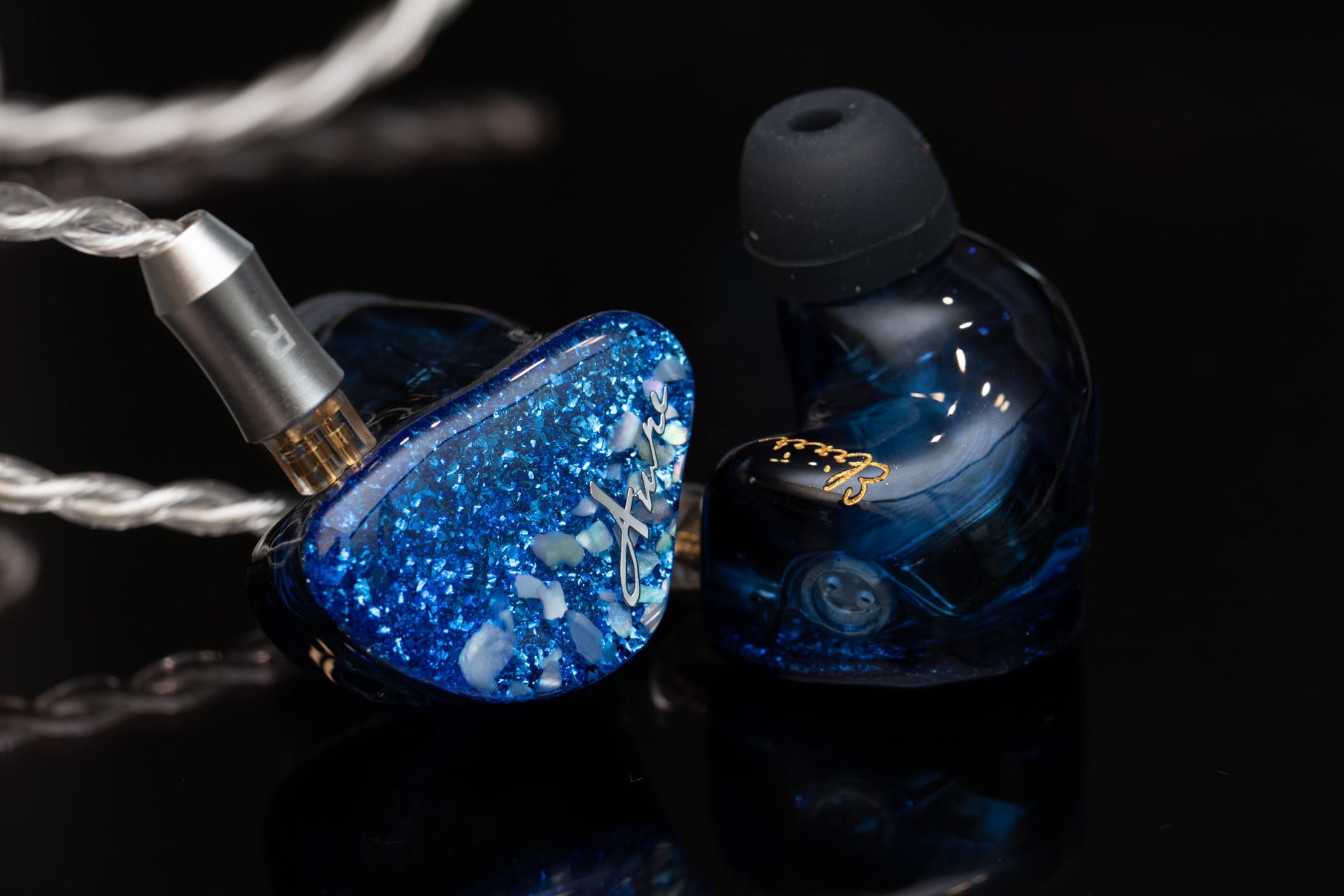 Aure Elixir หูฟังอินเอียร์ระดับ High-End เสียงเทพ ฟังแล้วฟินสุด ๆ รับประกันสินค้า 1 ปีเต็ม ...