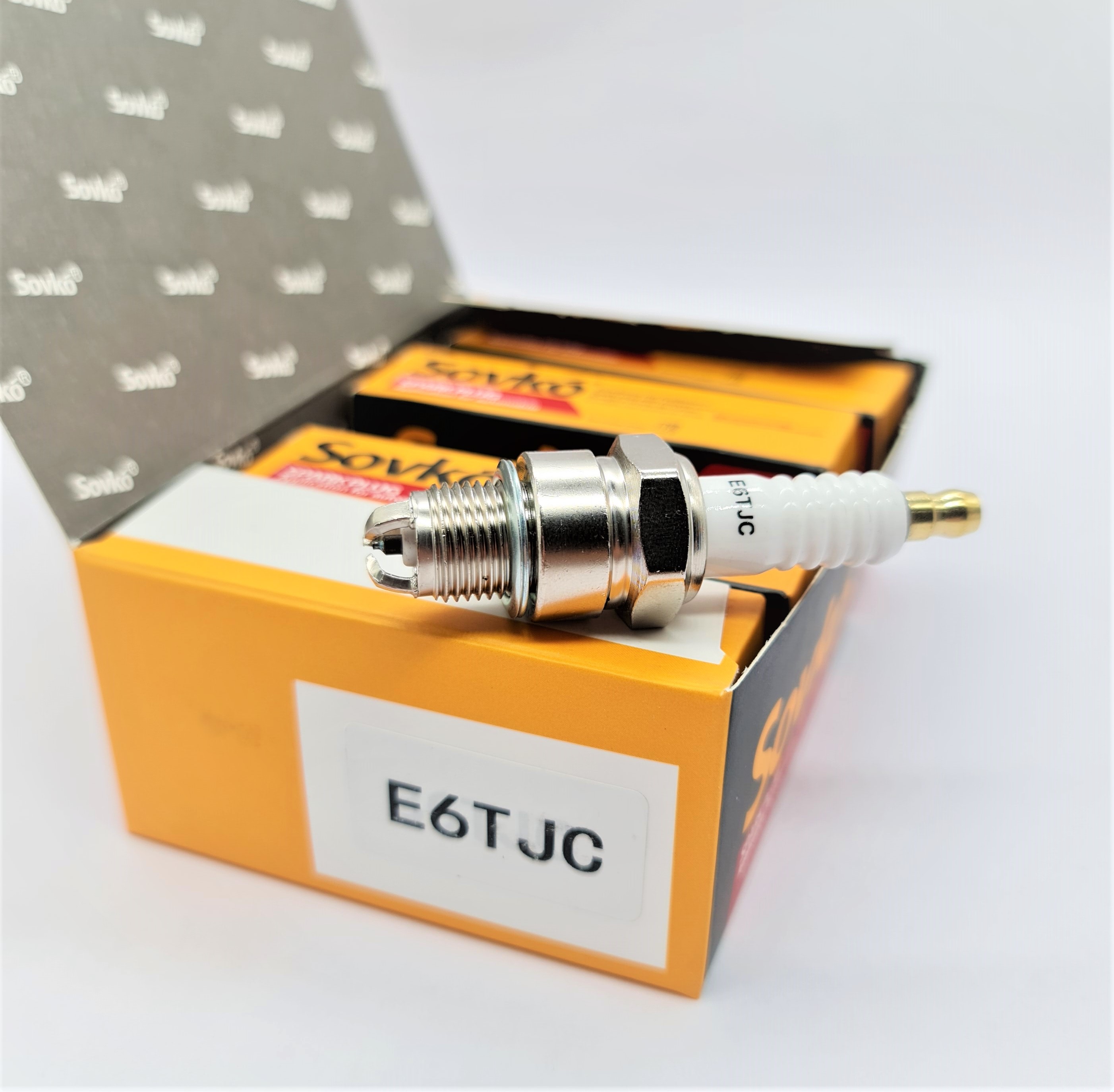 หัวเทียน BTL Platinum E6TJC 3 เขี้ยว เกลียวสั้น (ชุด 1 หัว) บล๊อค 21 ...