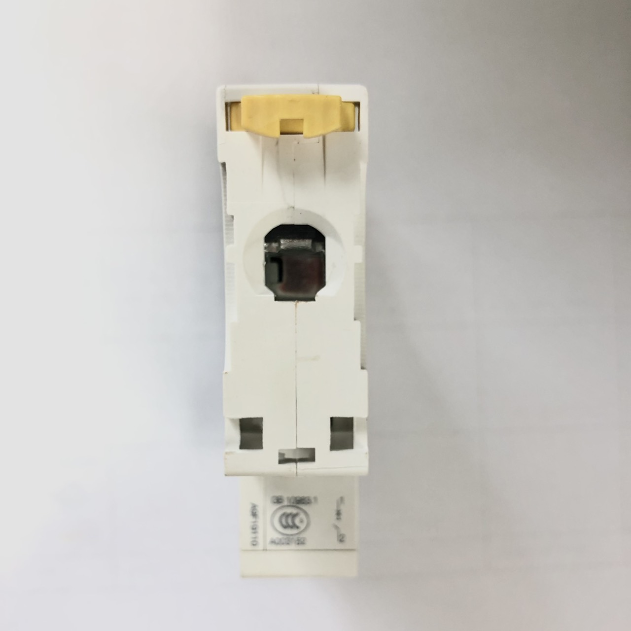 A9F74106 : เซอร์กิต เบรกเกอร์ 1P 6A C-Curve - MCB Acti9 iC60N - ทีเทค ...