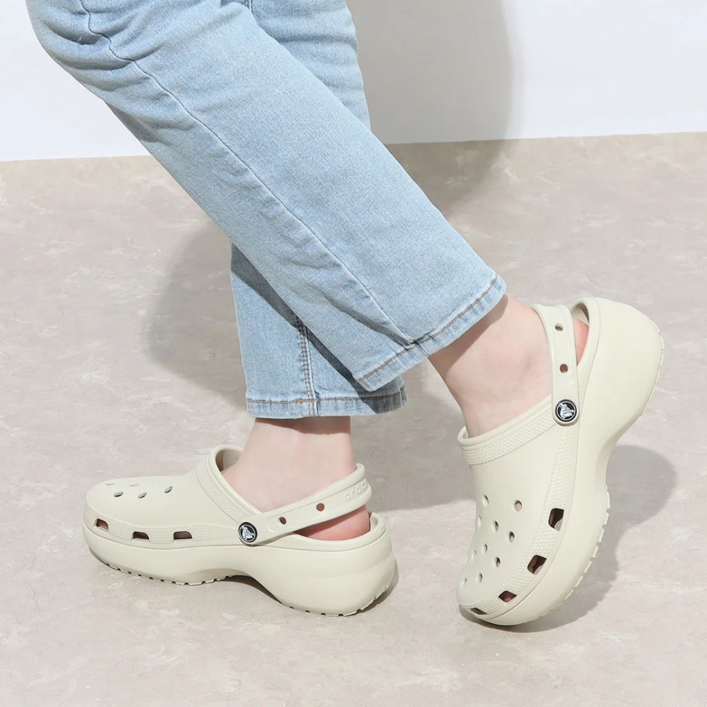 [ลิขสิทธิ์แท้] Crocs Classic Platform Clog รองเท้า ครอคส์ ผู้หญิง พื้น ...