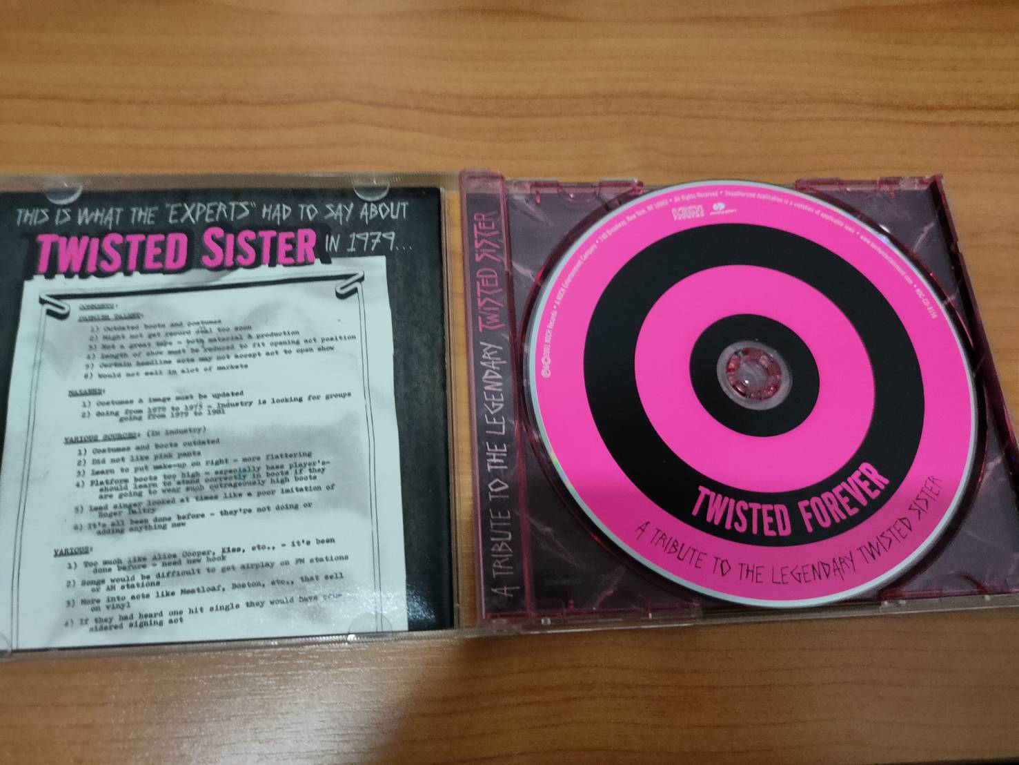 CD.MUSIC ซีดีเพลง เพลงสากล Twisted Forever (***โปรดดูภาพสินค้าอย่าง ...