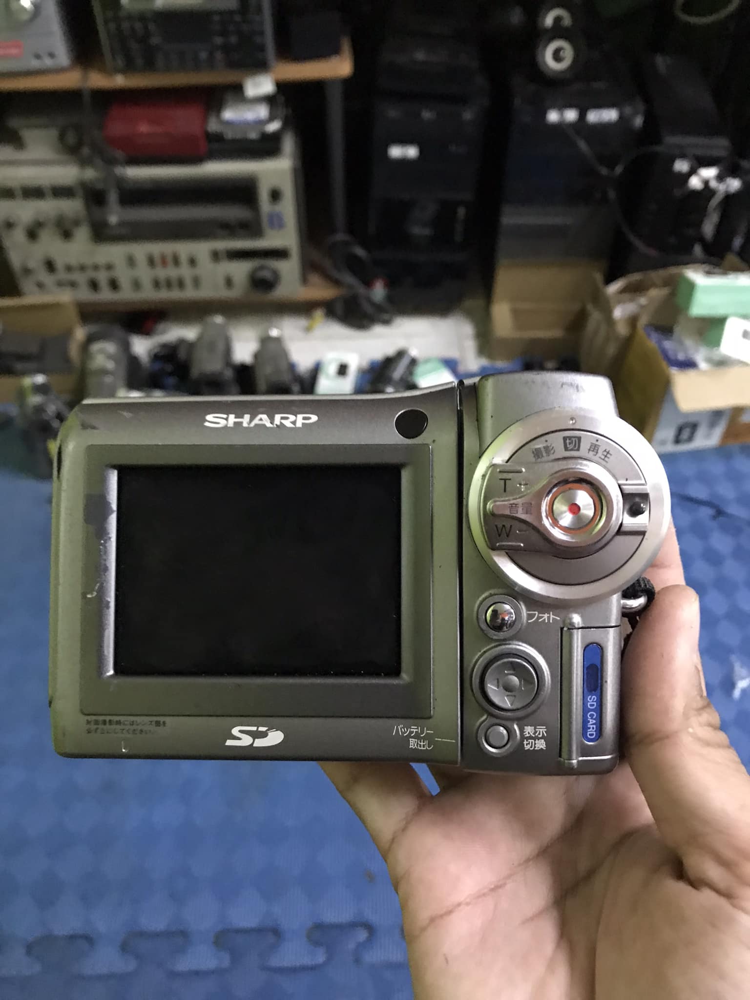 Sharp VL-MG10 ระบบม้วนมินิดีวี งานวัดดวงไม่มีแบตลอง ตีเสียไว้ก่อนครับ ไม่มีอุปกรณ์ ไม่รับคืน No ...