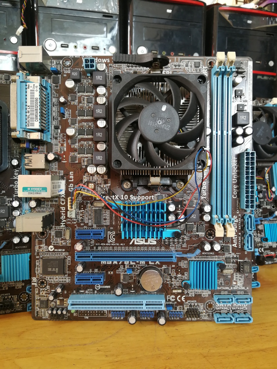 AMD Phenom II X4 B55 3.3 GHz 4คอร์ (เมนบอร์ด) AM3 FX คล่ะรุ่น RAM 4GB ...