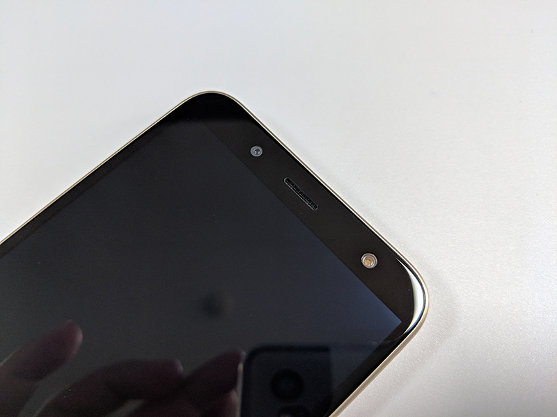 Samsung Galaxy J6 J600F 5.6" โทรศัพท์มือถือ 3GB ram 32GB rom LTE 13MP ...