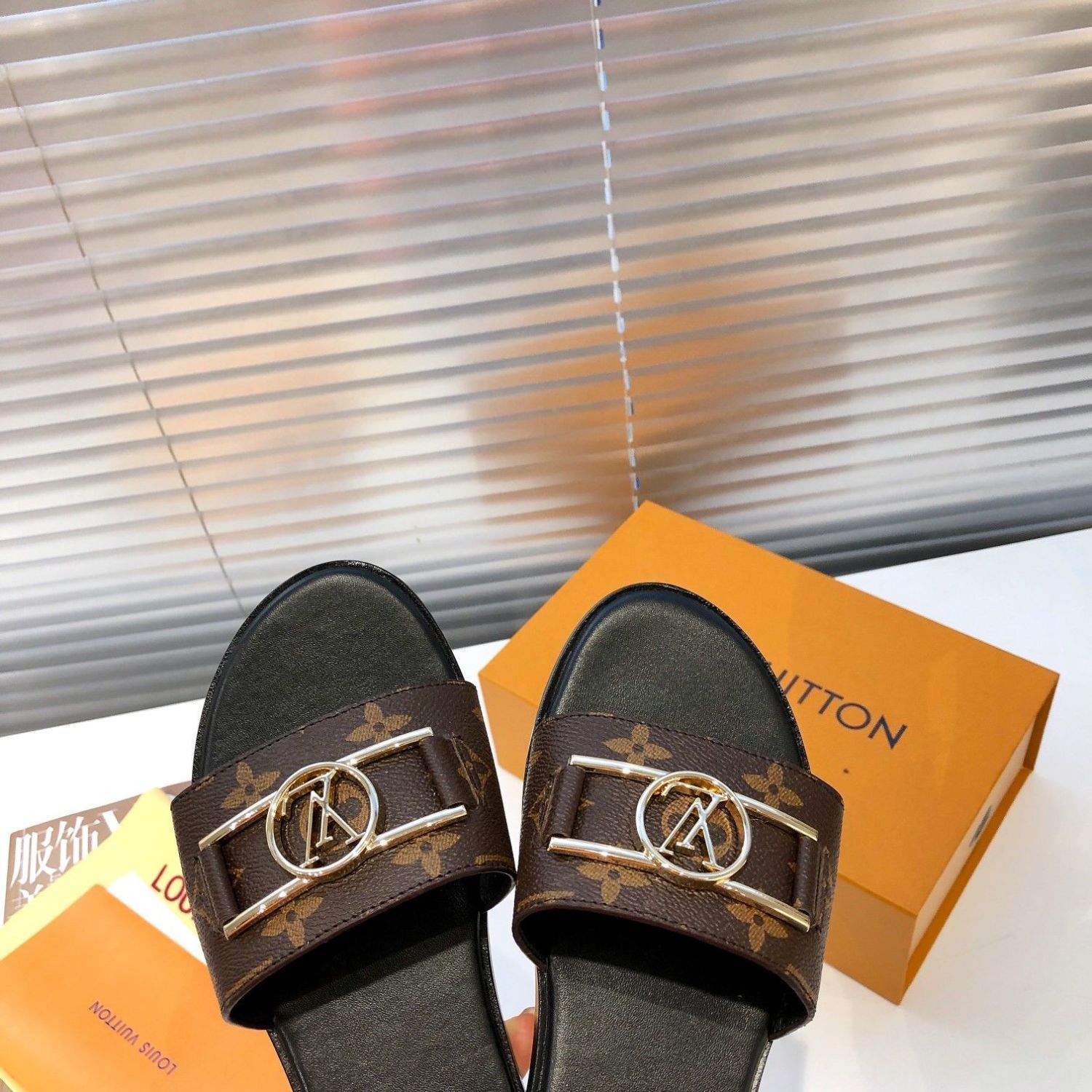 【high quality】original LVˉ metal buckle leather slippers women's ...