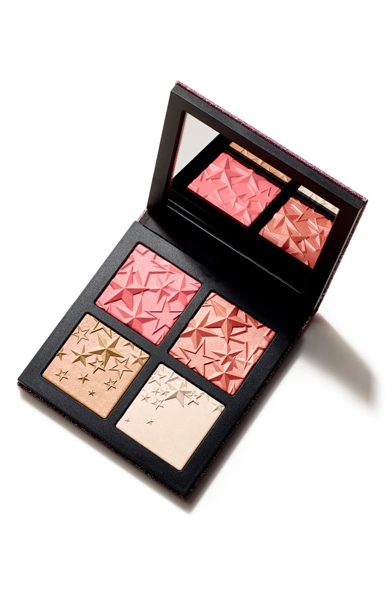 ใหม่ ลิมิเต็ด MAC Star-Dipped Extra Dimension Face Compact - Light ...