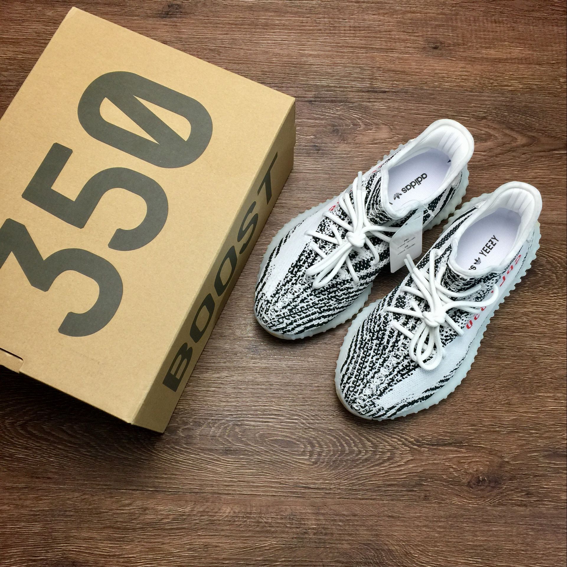 （Counter Genuine） ADIDAS YEEZY BOOST 350 V2 Men's and Women's Sports ...