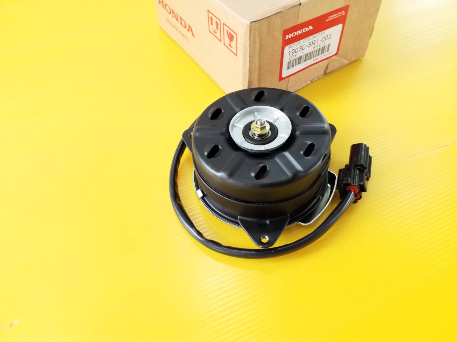 มอเตอร์พัดลมไฟฟ้า พัดลมหม้อน้ำ JAZZ"15 BRIO#19030-5R1-003*****สินค้าดี มีรับประกัน***** - M.K ...