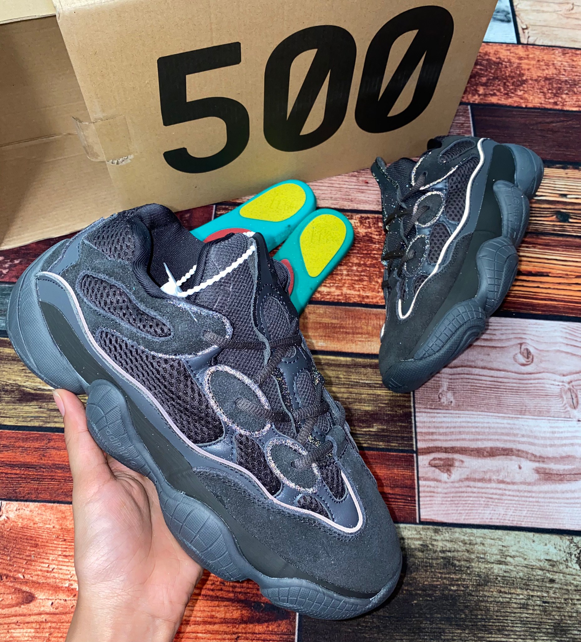 [J-sports] รองเท้าadidas Yeezy 500sz: 40-45 *Black* [พร้อมกล่อง ...