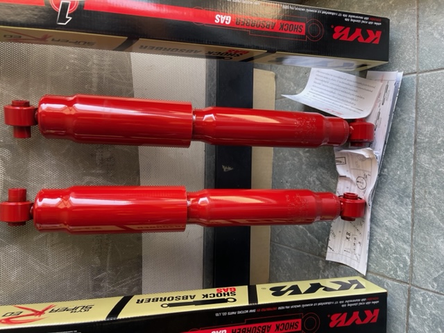 KYB Super red โช้คอัพคู่หน้า-หลัง Hyundai H1 / Starex ปี2007-2017 ซ้าย ...