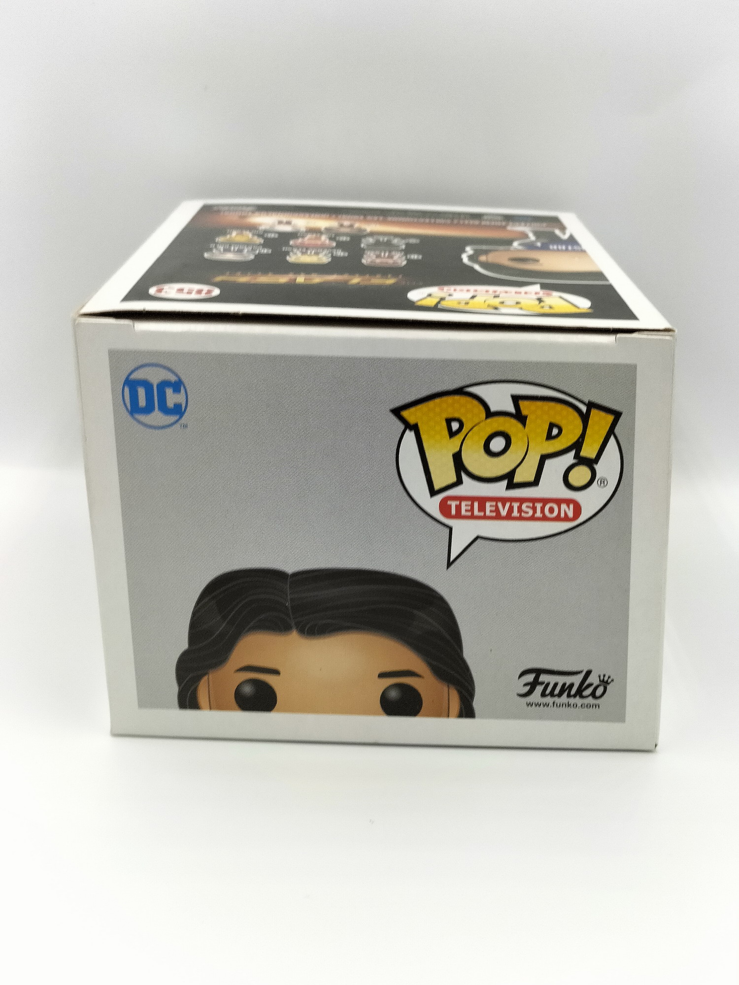SDCC 2019 Funko Pop DC The Flash - Cisco Ramon 853 - Funko Collection ...