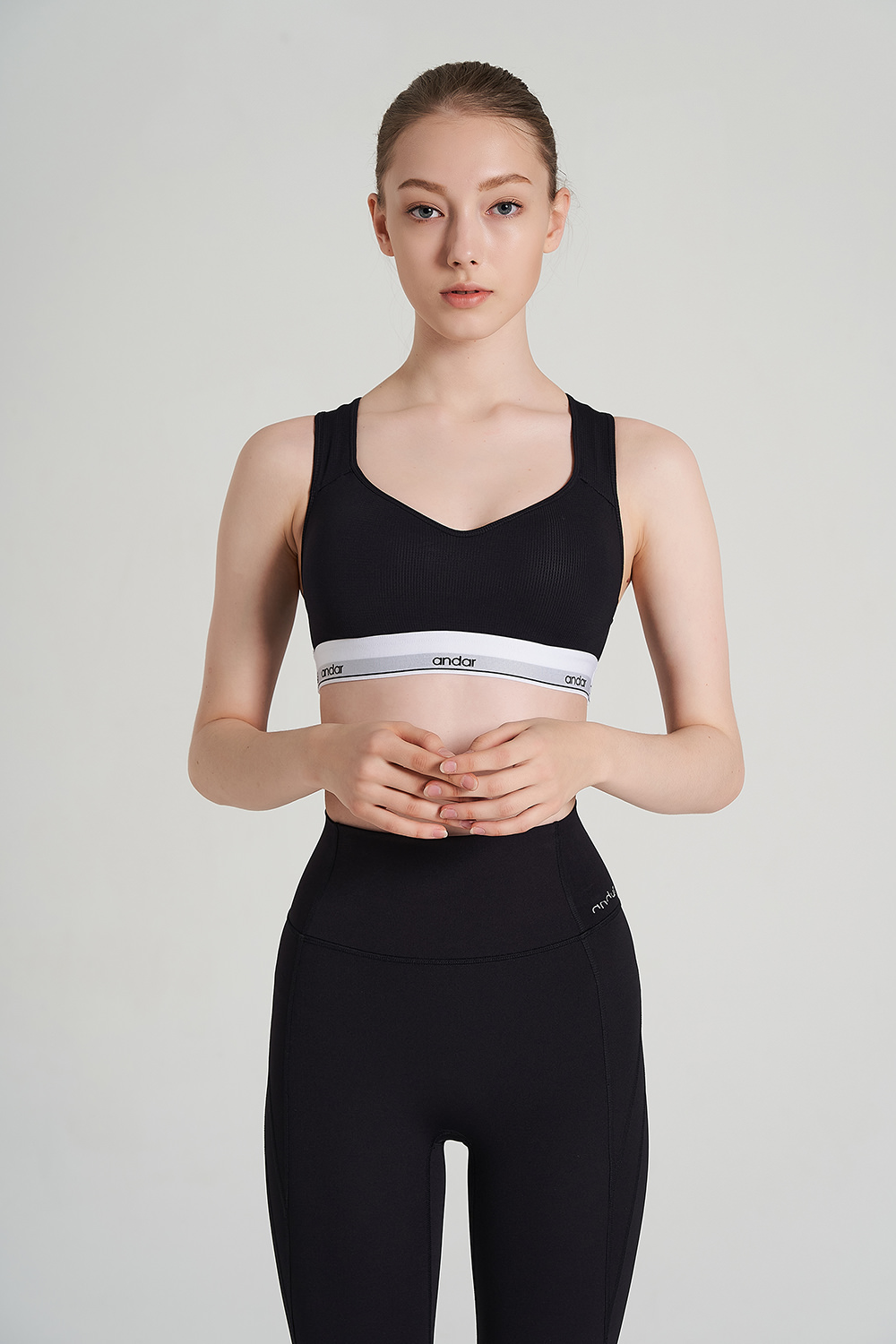 เสื้อออกกำลังกาย Andar รุ่น Essential Love Band Bratop - Just Vanni ...
