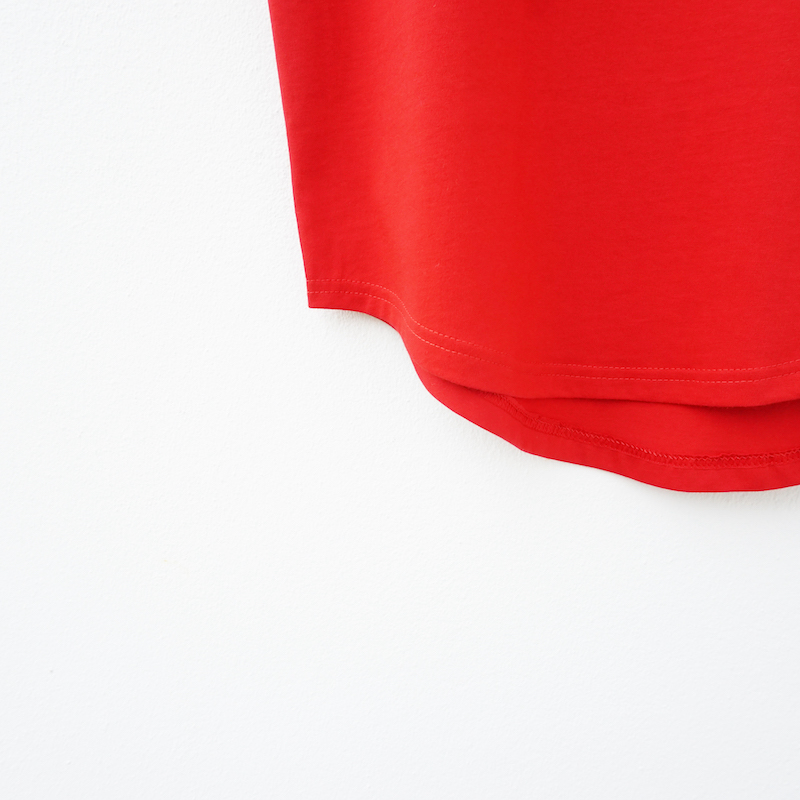 Notbasic "Romanticism" เสื้อแขนกุด ชายโค้ง ผ้าคอตต้อน - Notbasic - ThaiPick