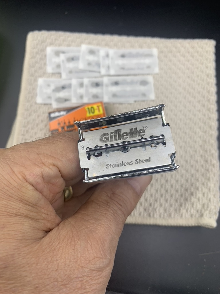 Double Edge Wet Shaving Starter Kit with Whitebeard Shaving Soap Razor ...