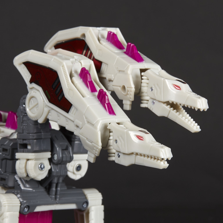 Terrorcon Hun-Gurrr : Transformers Power Of The Primes Voyager Class ...