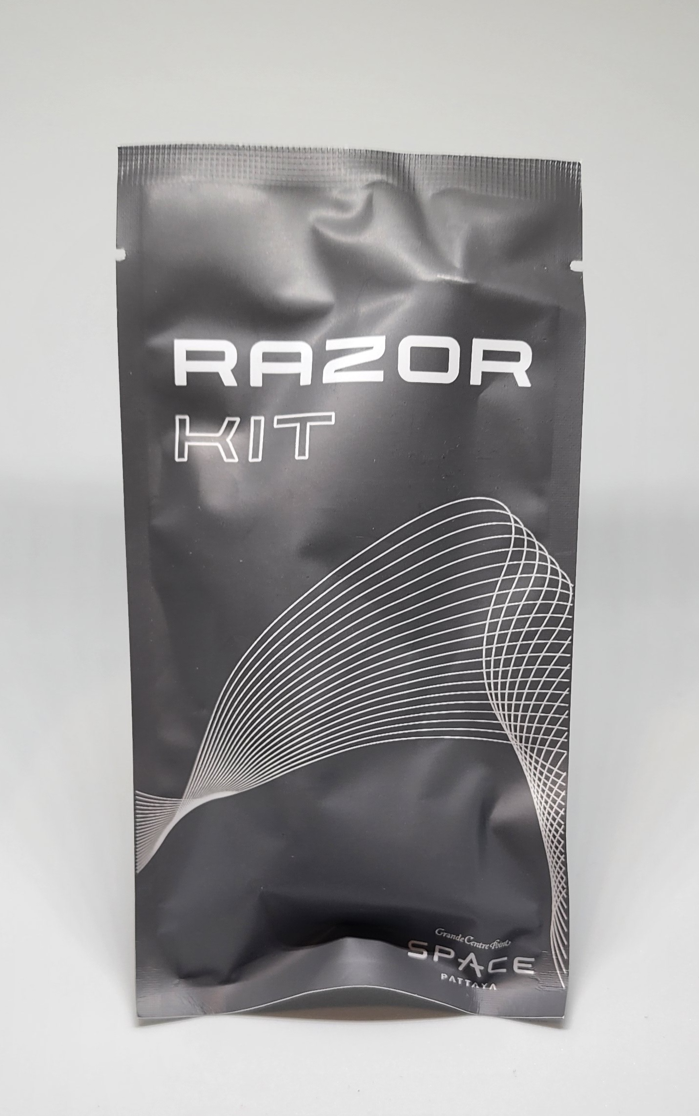 Amenity kits โรงแรม Vanity Kit Razor Kit Hair Brush Shower Cap - อิมพอร์ต ศศิ - ThaiPick