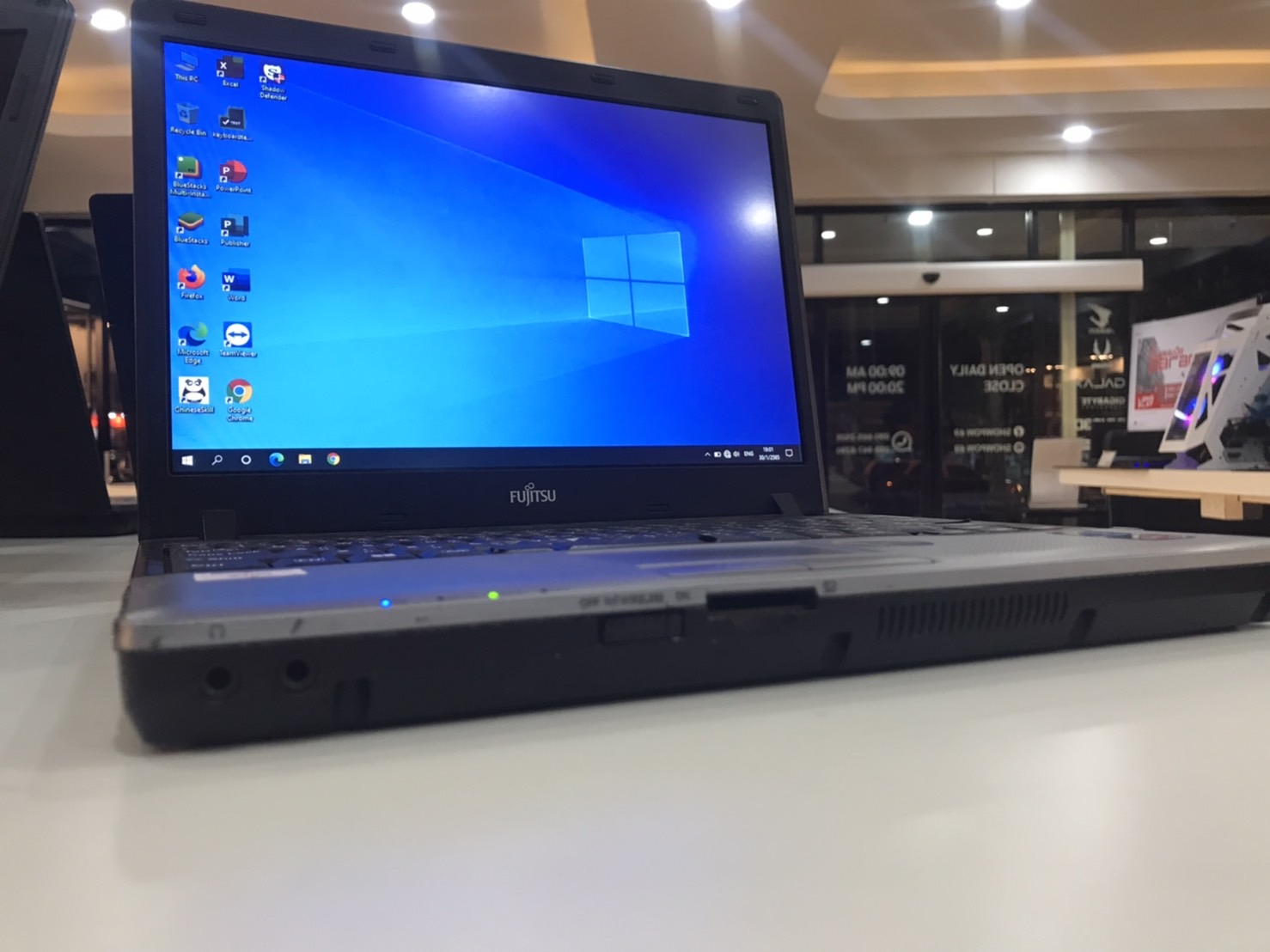 Notebook Fujitsu Lifebook p772/g - SHOWPOW69 - ThaiPick