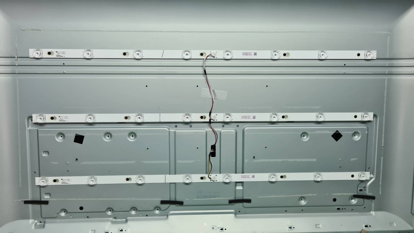 หลอดไฟ LED BACKLIGHT TCL (แบล็คไลท์ ทีซีแอล) รุ่น ...