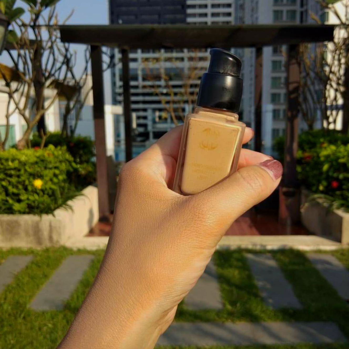 Be Brown Foundation 15ml Waterproof and UV Protection tanned skin ...