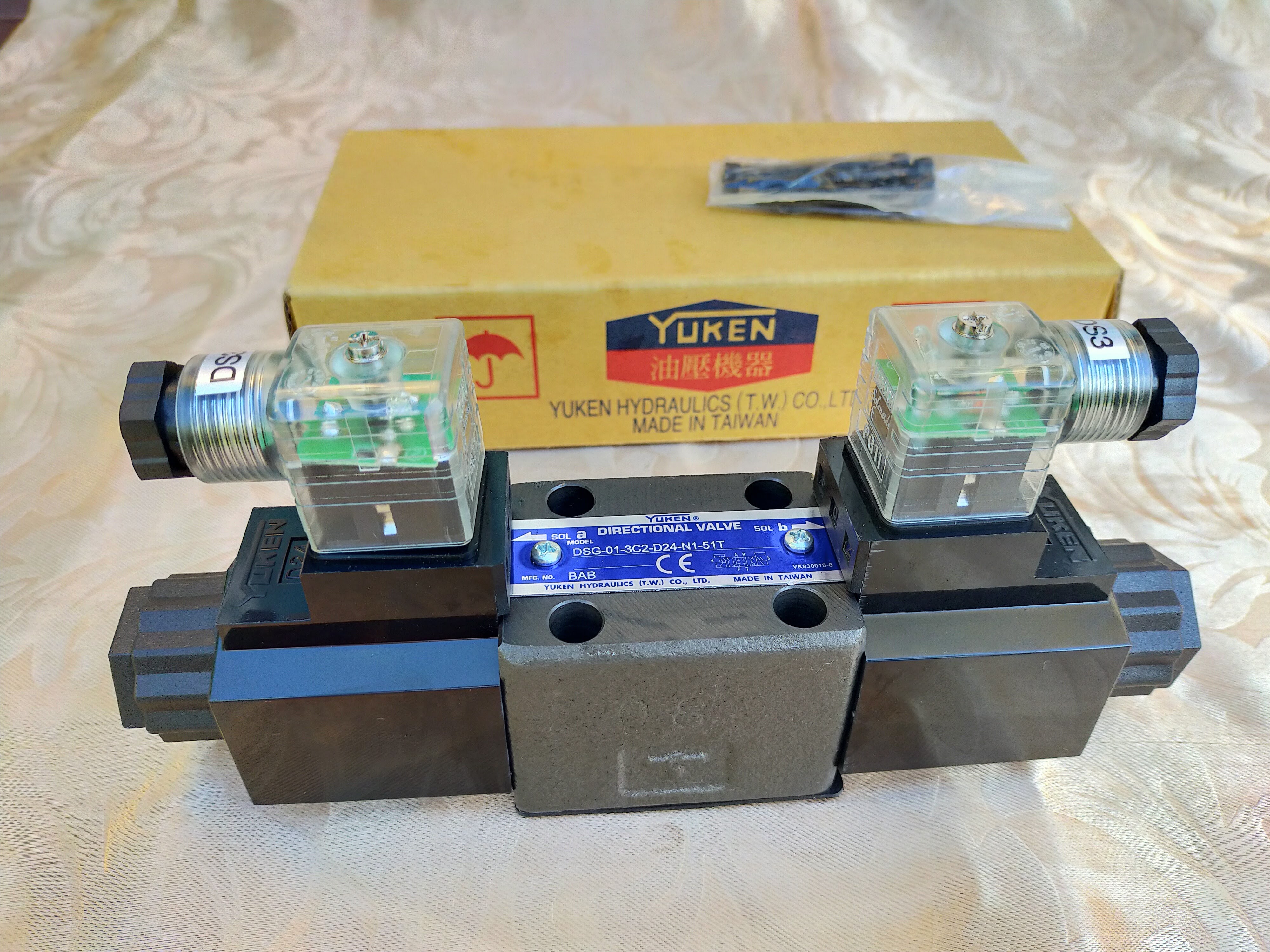 DSG-01-3C2-D24-N1-51T SOLENOID VALVE YUKEN HYDRAULIC ;DIRECTIONAL CONTROL ,SIZE01 ,CLOSE CENTER ...