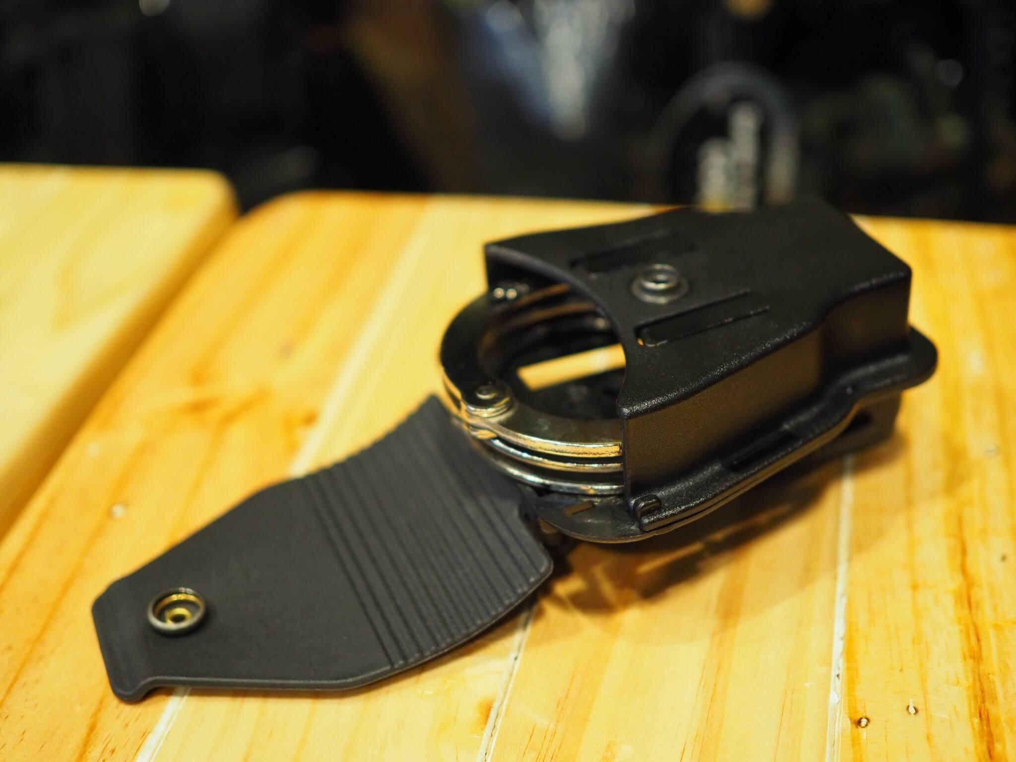 ซองกุญแจมือ โพลิเมอร์ Bogie1 รุ่น 360 หมุนได้ 350 องศา รองรับกุญแจมือทุกรุ่น มีฝาเปิด-ปิด ถอดได้ ...