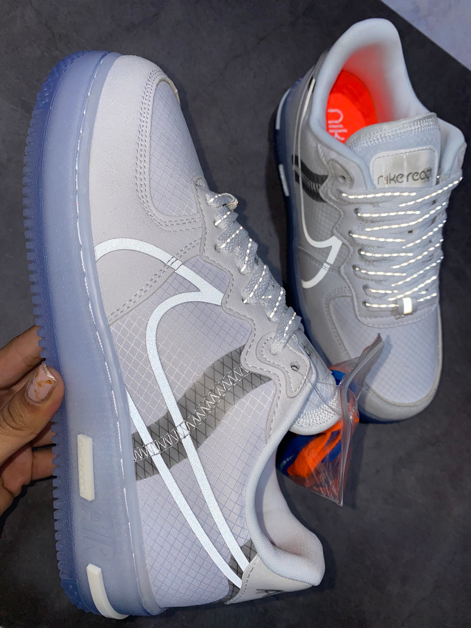 [J-sports] รองเท้าAir Force 1 React Light Bone SIZE.40-45 *ขาว* ( พร้อม ...