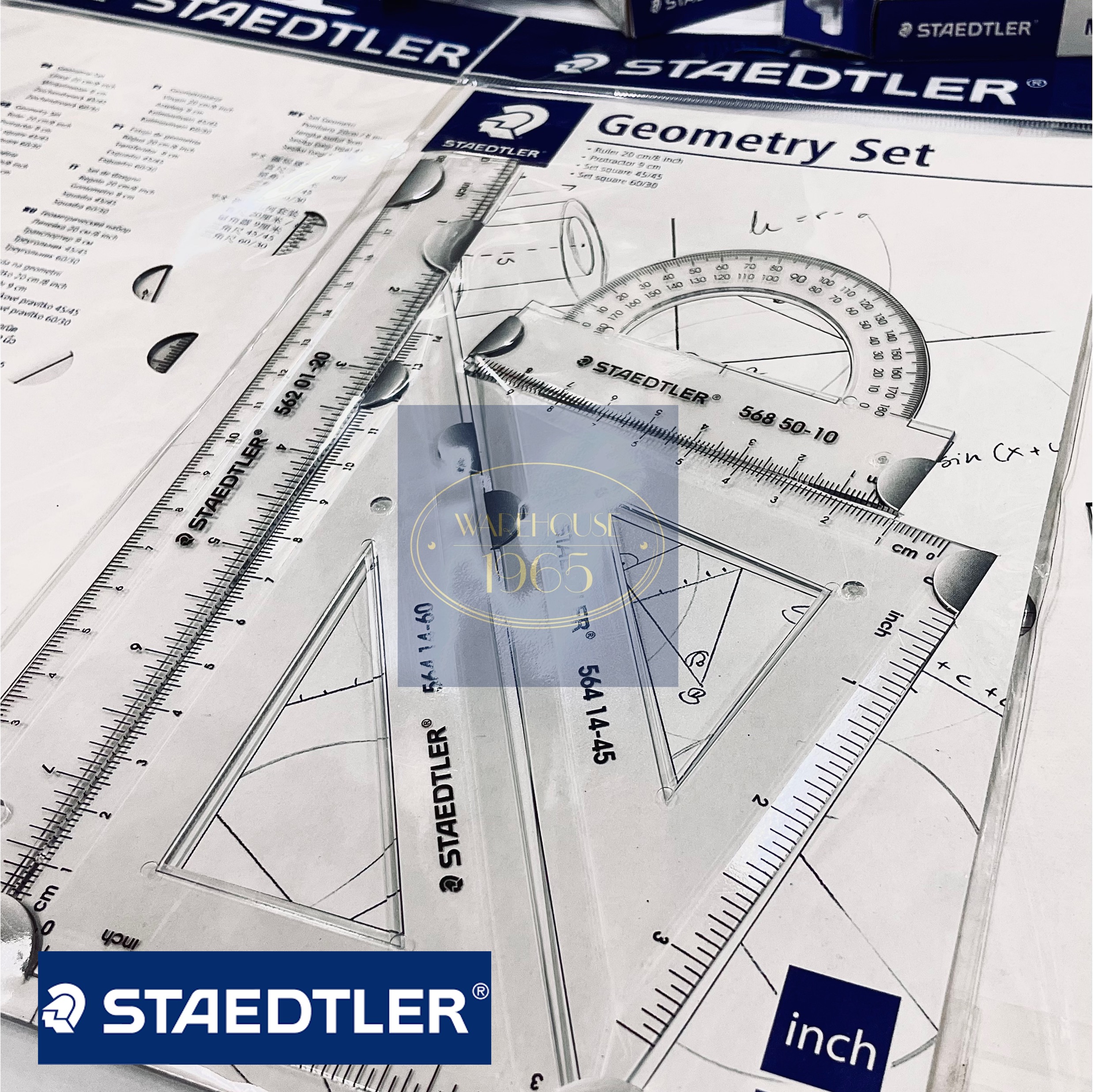 Staedtler ชุดเรขาคณิต 4 ชิ้น ครึ่งวงกลมวัดมุม ไม้ฉากสามเหลี่ยม ไม้ ...