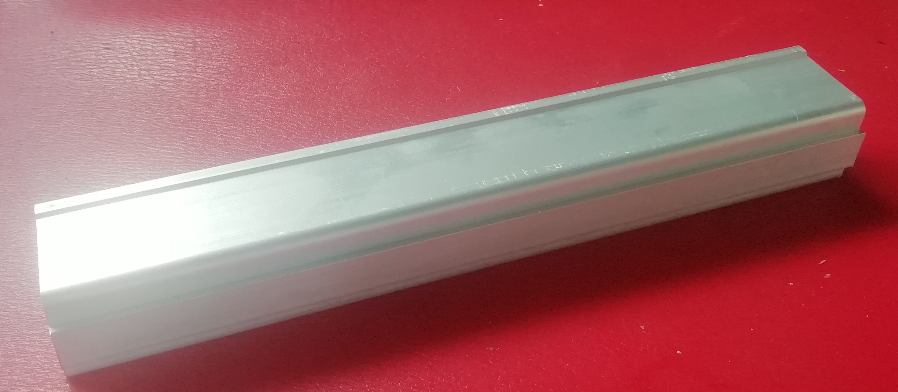 อลูมิเนียม โหลด PCP เกรด 6063 ยาว 226MM. ร่อง 32MM. รูในID 12 MM ...