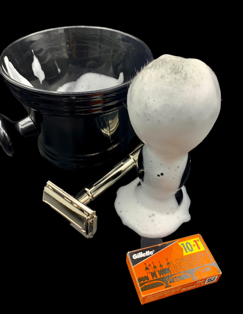 Shaving Bowl for Making Thick Lather with Shaving Brushes and Shaving Soap - Whitebeards - ThaiPick