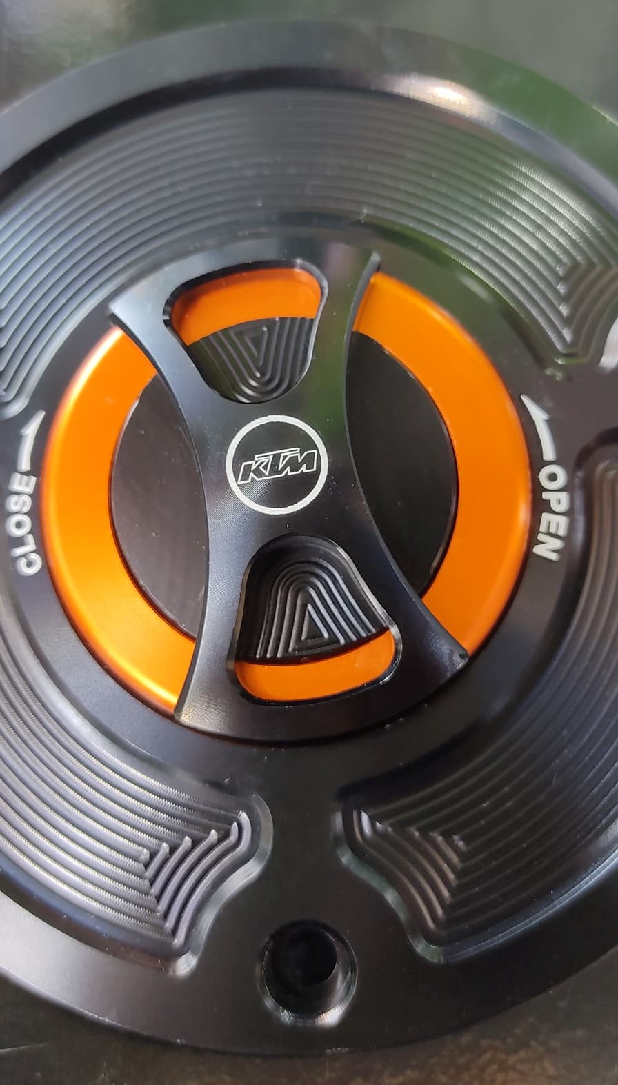 ฝาถัง KTM ดำส้ม งานCNC ใส่KR Victor - DIARY_Racing - ThaiPick