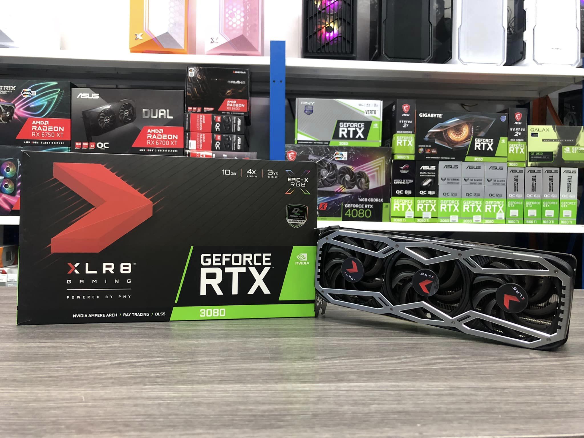 PNY RTX 3080 10GB XLR8 Gaming UPRISING EPIC-X RGB Triple Fan Edition ...