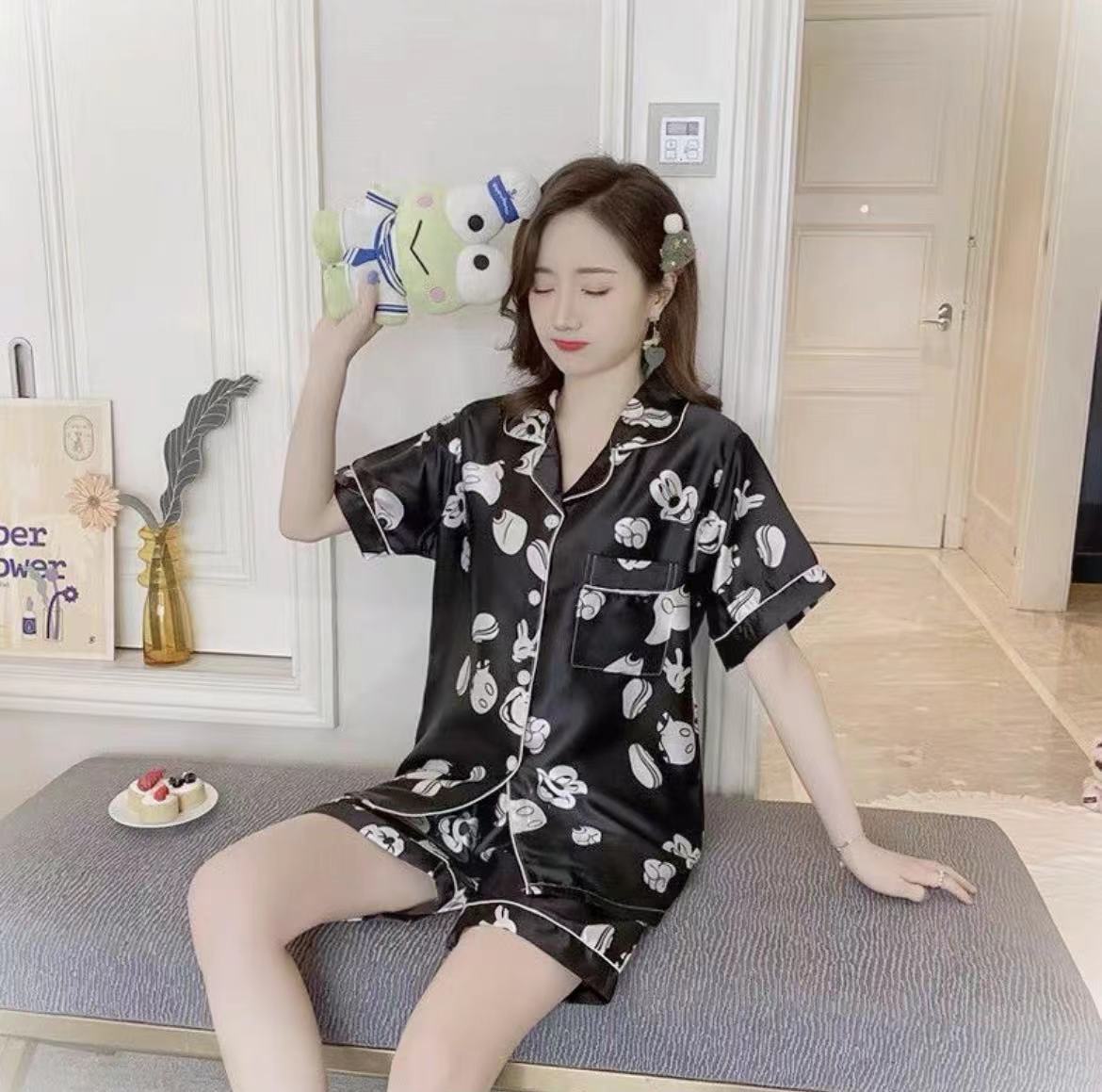 tichada 802-25 เสื้อนอนคอปกแขนสั้นขาสั้นผ้าซาตินนิ่มใส่สบายไม่เครืองผิวสีสด (สินค้าพร้อมส่ง ...