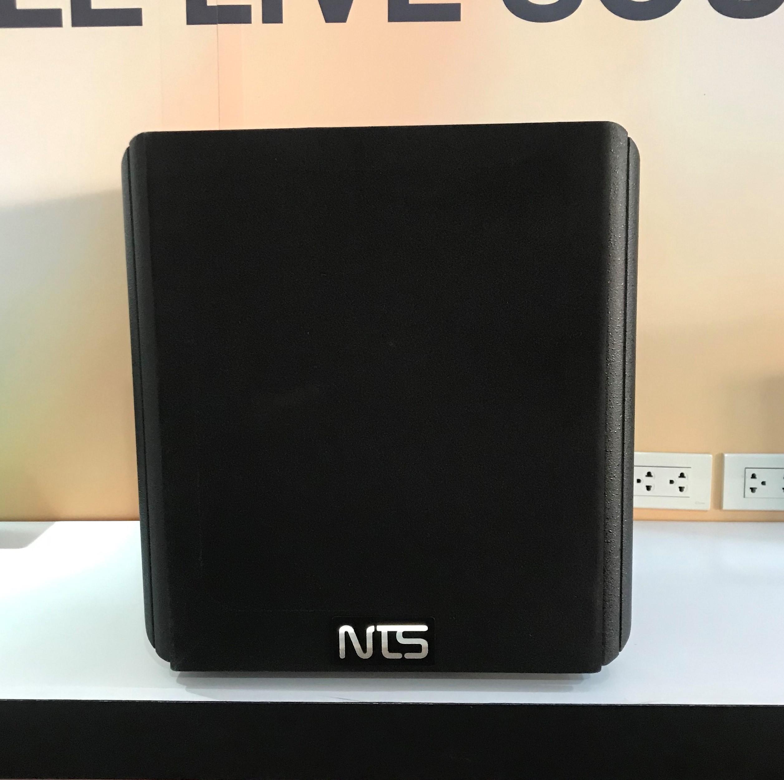 ตู้ลำโพงซับเบสมีแอมในตัว NTS กำลังวัตต์ 200วัตต์ rms ขนาด12นิ้ว ATIVE WOODER SUBWOOFER ราคาต่อ 1 ...