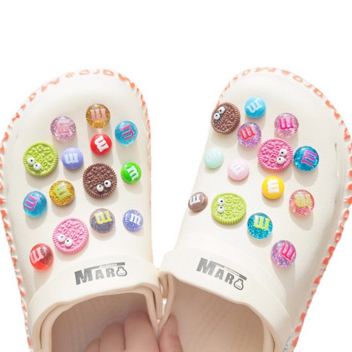 【คุณภาพสูง】28PCS????Ins M&M อุปกรณ์เสริมรองเท้า Charm / Jibbitz ...