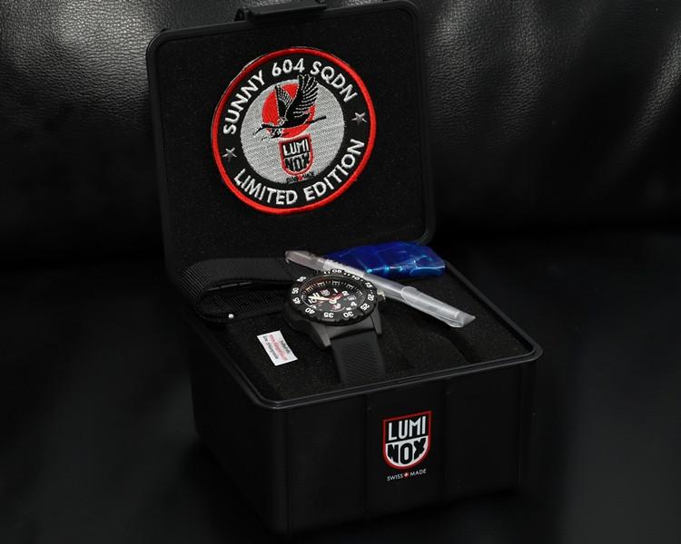 นาฬิกาผู้ชาย LUMINOX_ Limited Edition ฝูงบิน 604 กองบิน 6 รุ่น XS.3501 ...