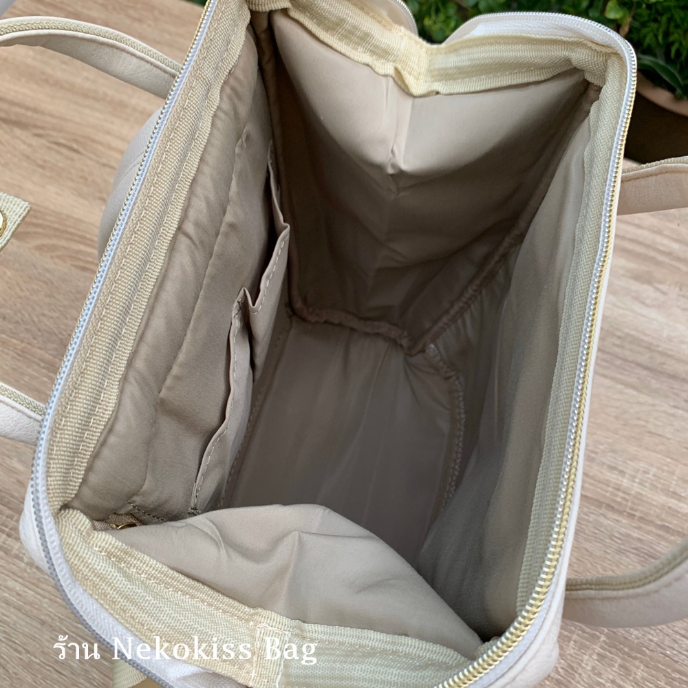 Nekokissbag Anelloแท้100 PU leather backpack Ivory color รุ่นดั้งเดิม ...