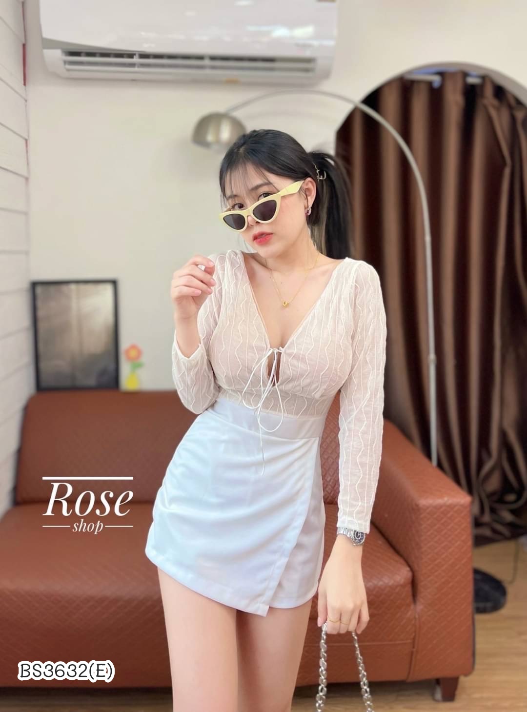 BS3632 จั้มสูทป้ายหน้าเว้าหลัง จั้มสูทขาสั้น - fashion online by2a - ThaiPick