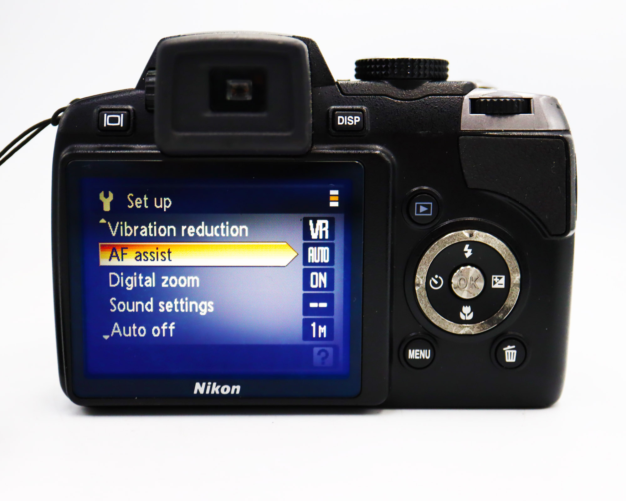 Nikon Coolpix P80 18x optical wide-angle Zoom-Nikkor glass lens Optical ...