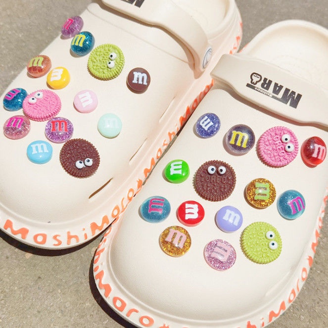 【คุณภาพสูง】28PCS????Ins M&M อุปกรณ์เสริมรองเท้า Charm / Jibbitz ...
