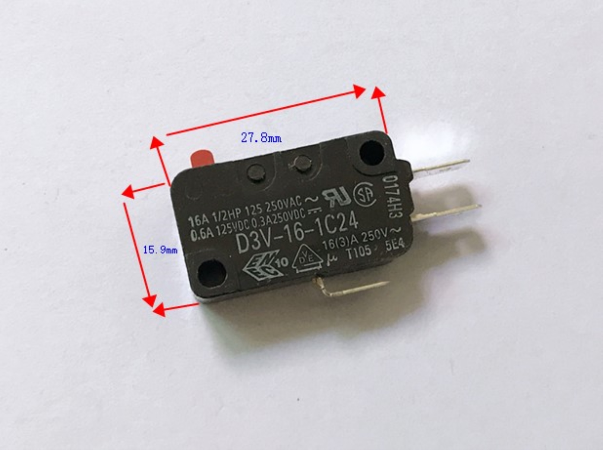 Original new 100 D3V 16 1C24 micro switch 16A 250VAC limit stroke ...