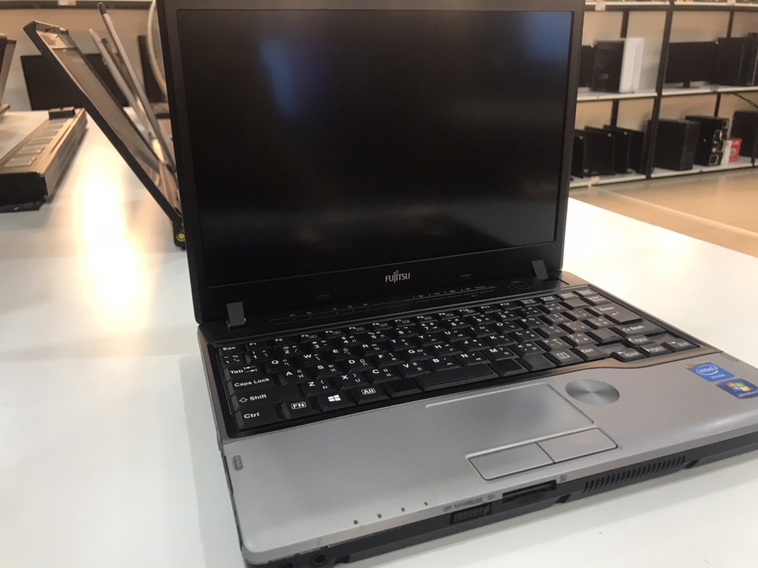 Notebook Fujitsu Lifebook p772/g - SHOWPOW69 - ThaiPick