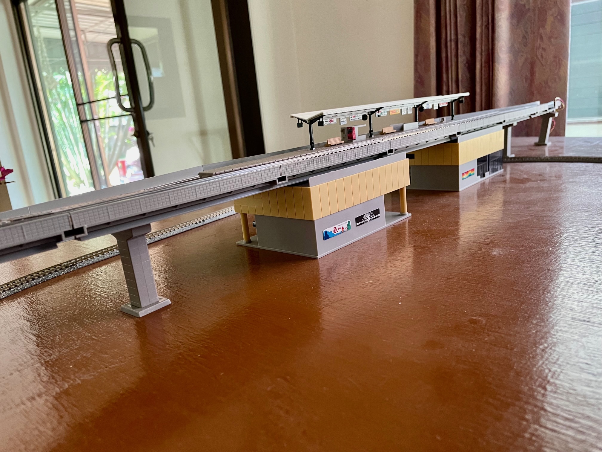 N Scale Tomix Overhead Station Bridge layout as new. See Description ...