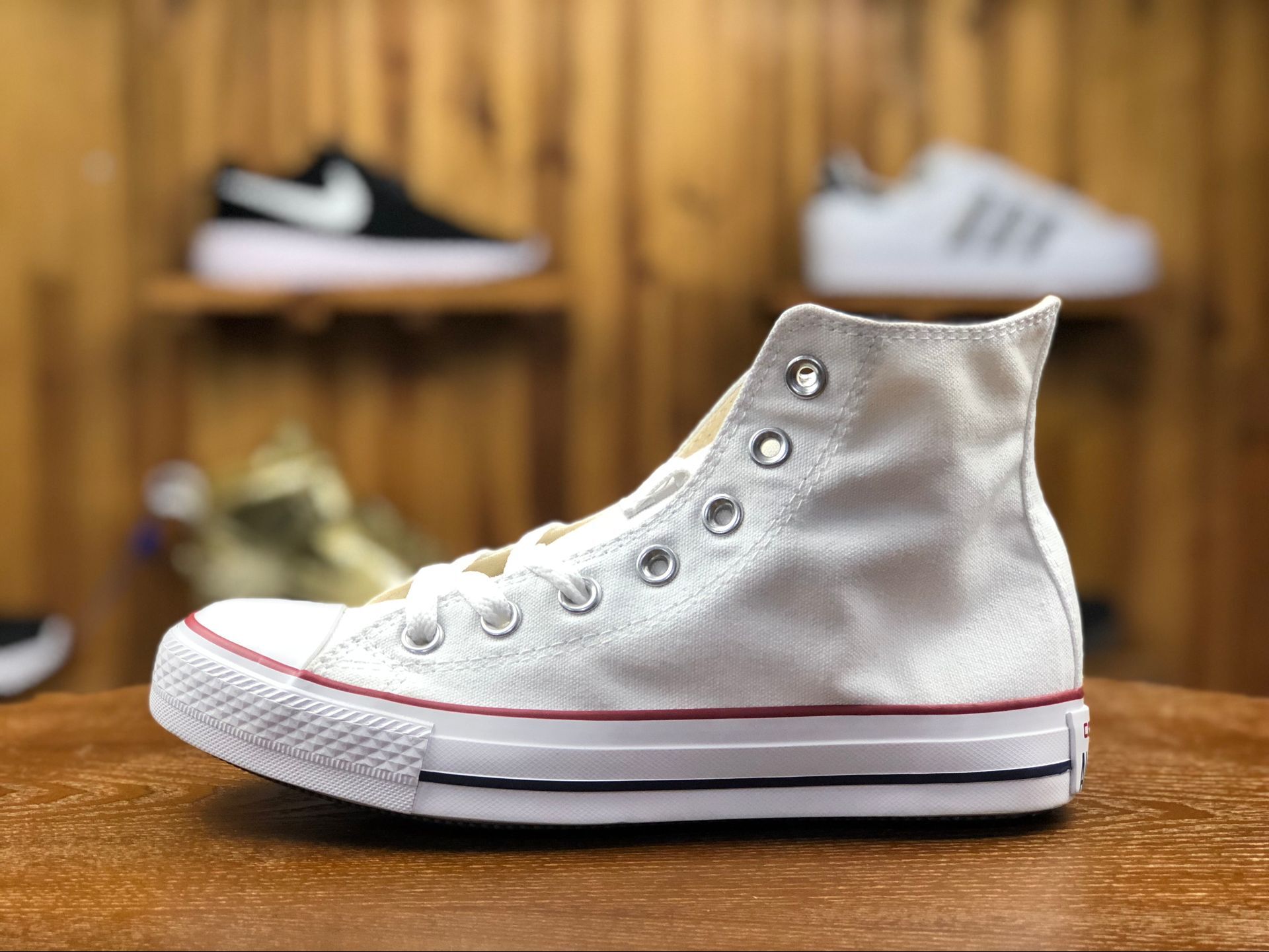 【ติดตามร้านค้าและรับบัตรกำนัล】รองเท้าผ้าใบ Converse All Star Classic ...