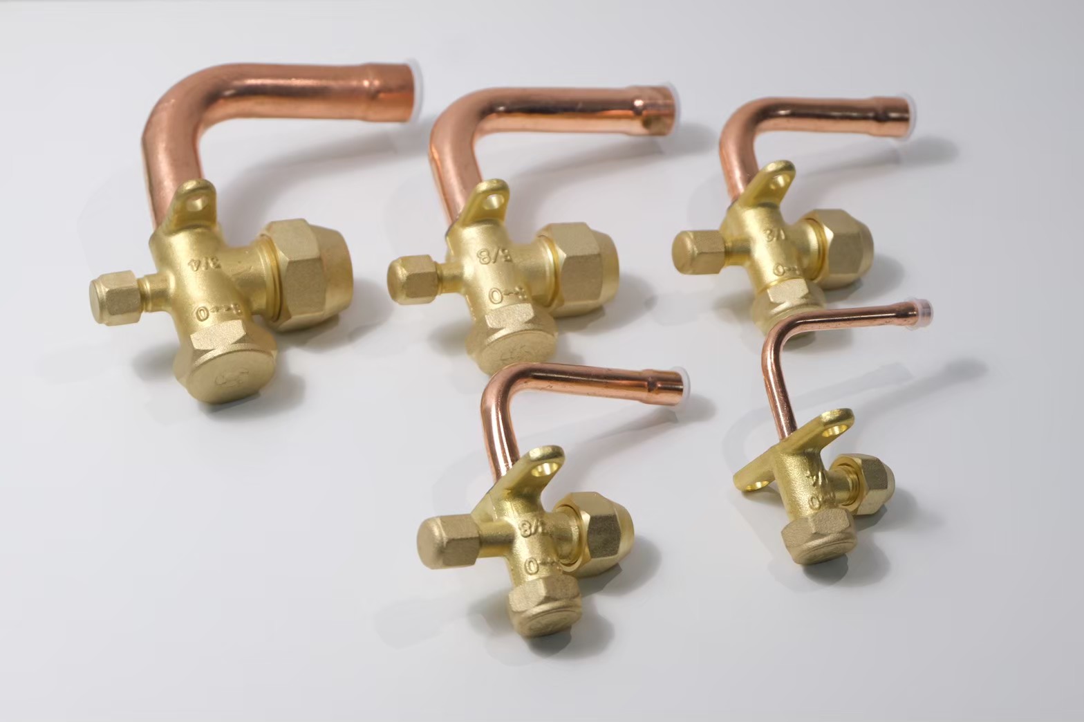 R32 R410 เซอร์วิสวาล์ว แบบงอ 90 องศา 14 38 12 58 34 service valve วาล์ว ...