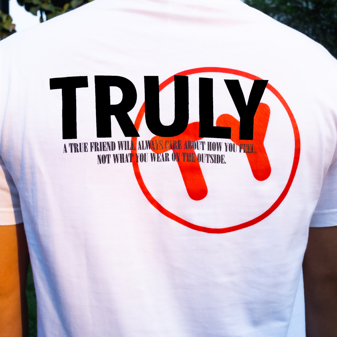 CHAISORO x TRULY เสื้อยืดคอกลม รุ่น สัส(กู)จะทำ (สินค้าพร้อมส่งจ้า ...